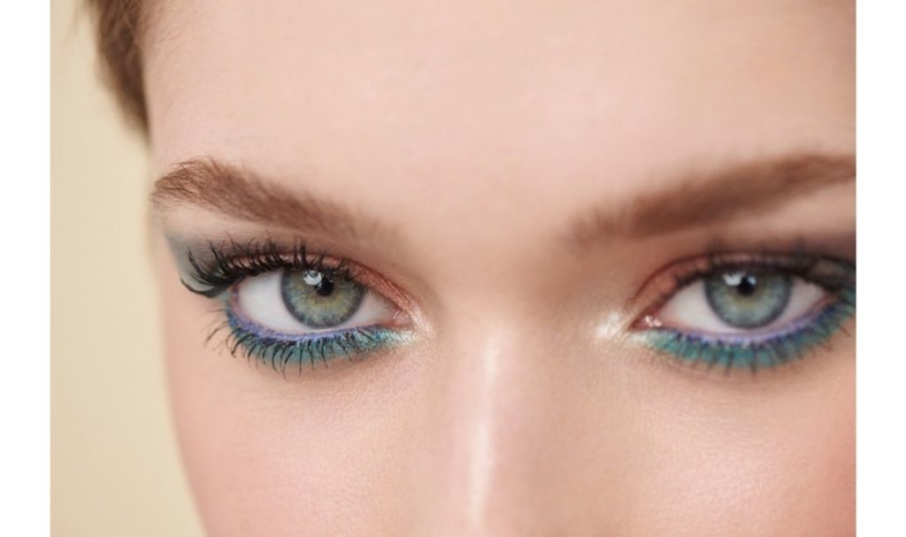 Quel maquillage quand on a les yeux bleus ? - Yves Rocher